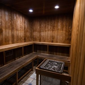 BODY ZONE - Updated June 2025 - 13 Reviews - 1617 E McNichols Rd ...