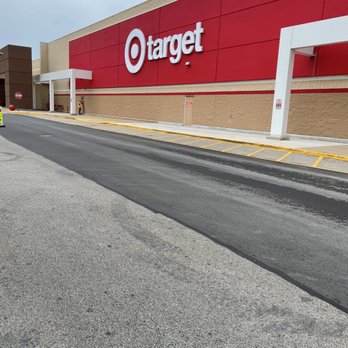 TARGET - Updated August 2024 - 26 Photos & 20 Reviews - 6560 E State St ...