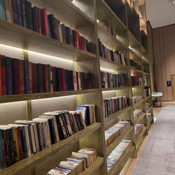 GO PLACE - Updated December 2025 - 719 Photos & 128 Reviews - 3275 ...