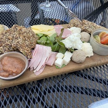 SYLVAN TABLE - Updated December 2024 - 1151 Photos & 404 Reviews - 1819 ...