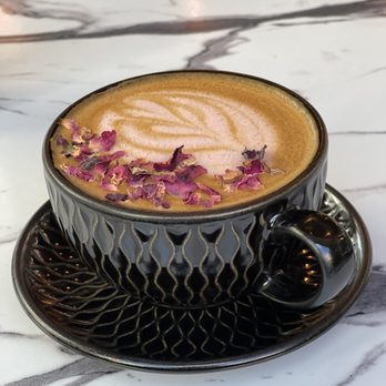 DELAH COFFEE - Updated July 2024 - 952 Photos & 477 Reviews - 370 4th ...