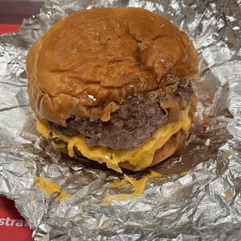 BUNS BURGER SHOP - 289 Photos & 411 Reviews - Av. Ashford 1214, San ...