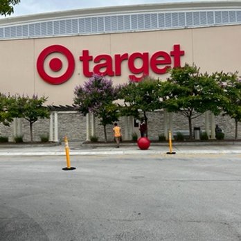 TARGET - Updated January 2025 - 133 Photos & 106 Reviews - 3599 W ...