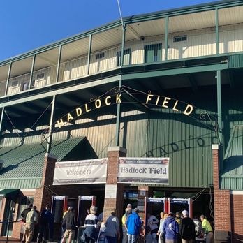 HADLOCK FIELD - Updated December 2025 - 124 Photos & 32 Reviews - 271 ...