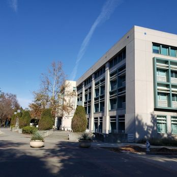 SHIELDS LIBRARY - Updated October 2025 - 67 Photos & 38 Reviews - 100 ...