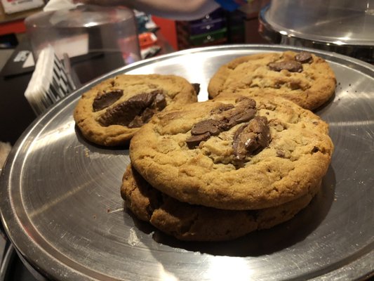 THE DELI PLANET - 275 Photos & 102 Reviews - 4014 Sheppard Access Rd ...