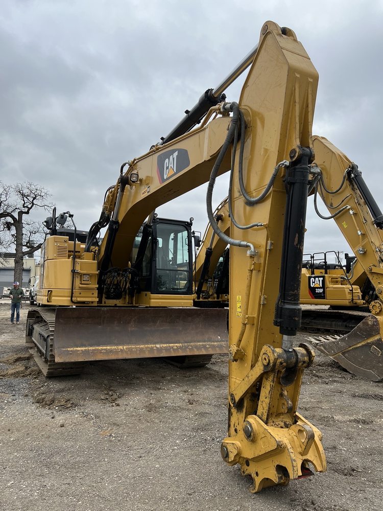 HOLT CAT IRVING - Updated December 2025 - 2000 E Airport Fwy, Irving ...