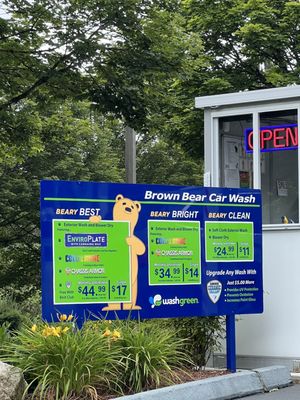 BROWN BEAR CAR WASH - Updated October 2025 - 54 Photos - 85 Reviews ...