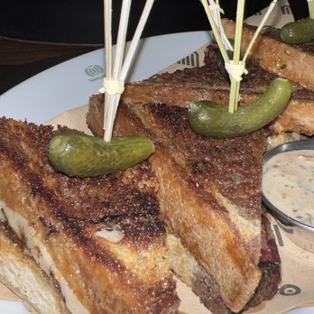 BAR BLUDORN - Updated October 2025 - 313 Photos & 87 Reviews - 9061 ...