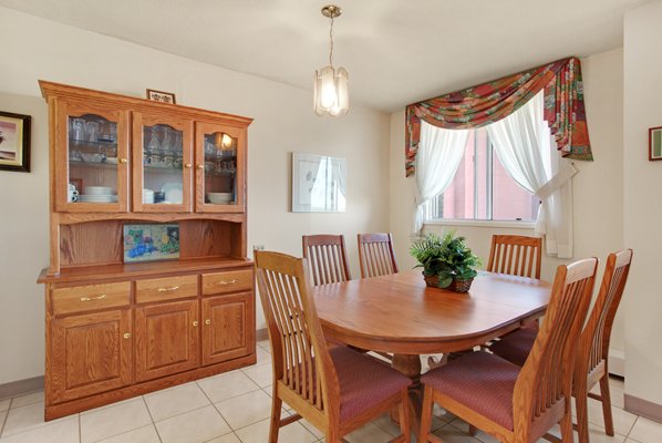 RIVERSIDE TOWERS - Updated December 2025 - 12 Photos - 8610 Jasper ...