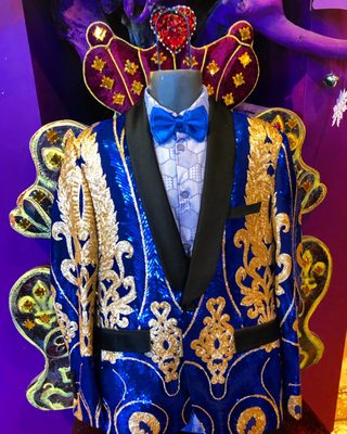 THE WIZARD’S CHEST - 212 Photos & 235 Reviews - 451 Broadway, Denver ...