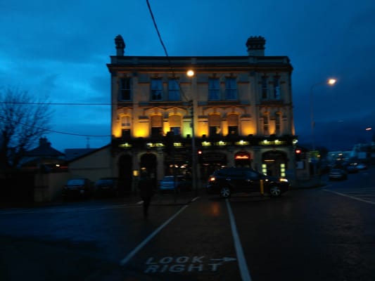 THE YELLOW HOUSE - Updated October 2025 - 15 Photos & 16 Reviews ...