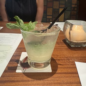 SEASONS 52 - Updated December 2025 - 1358 Photos & 1070 Reviews - 7300 ...