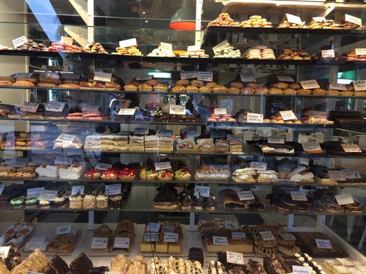 LE BON CONTINENTAL CAKE SHOP - Updated October 2025 - 22 Photos & 15 ...