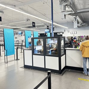 DMV - Updated July 2024 - 199 Photos & 583 Reviews - 909 W Valencia Dr ...