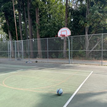 ALLEN YORK PARK - Updated September 2025 - 7203 W Tapps Hwy E,, Bonney ...