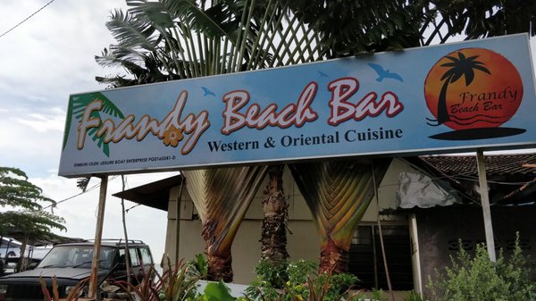 FRANDY BEACH BAR - Updated December 2025 - 14 Photos - 363,Gerai kilat ...