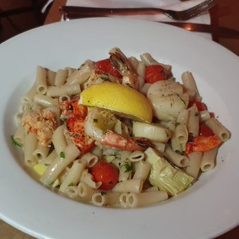QUEEN’S PASTA CAFÉ - Updated December 2025 - 62 Photos & 119 Reviews ...