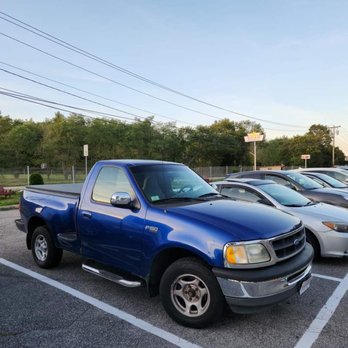 THE STAR DRIVE-IN - Updated July 2024 - 92 Photos & 127 Reviews - 205 ...