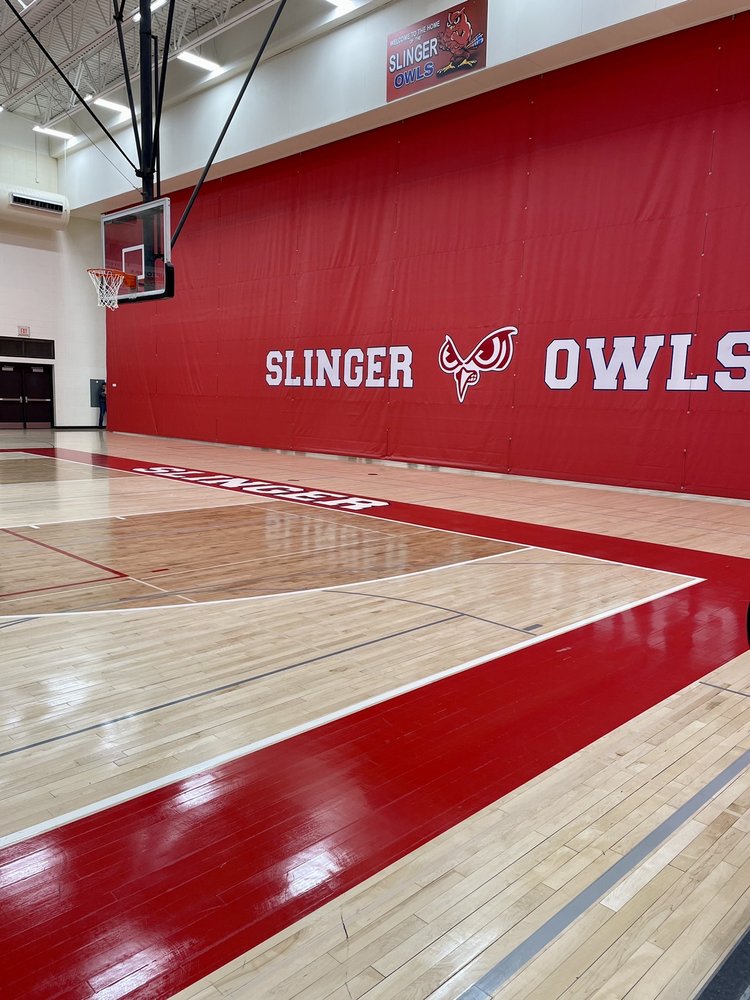SLINGER HIGH SCHOOL - Updated December 2024 - 207 Polk St, Slinger ...