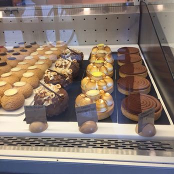 MARI BAKESHOP - Updated October 2025 - 101 Photos & 29 Reviews - 103 St ...