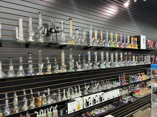 PUFF N GO SMOKESHOP - Updated October 2025 - 32 Photos - 2973 ...