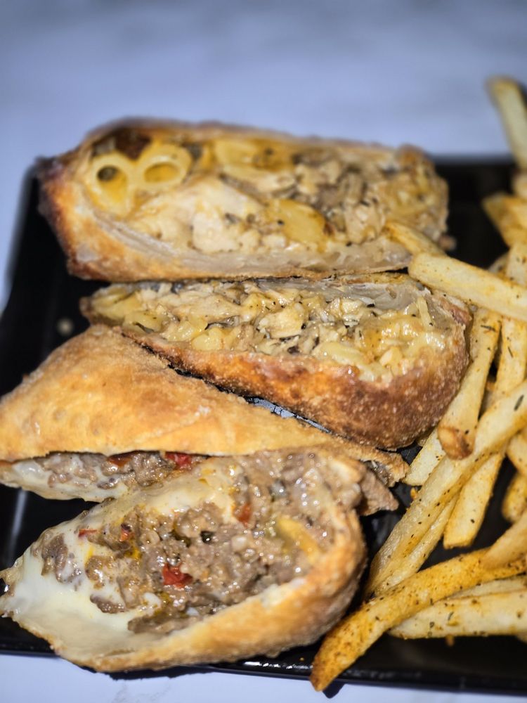 HONEY DRIZZLE - Updated December 2025 - 19 Photos - 3270 S Crater Rd ...