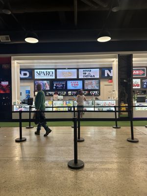 NEW DIA CANNABIS - Updated October 2025 - 28 Photos - 71 Lansdowne St ...