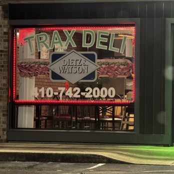 TRAX DELI - Updated September 2025 - 21 Photos & 35 Reviews - 261 Canal ...