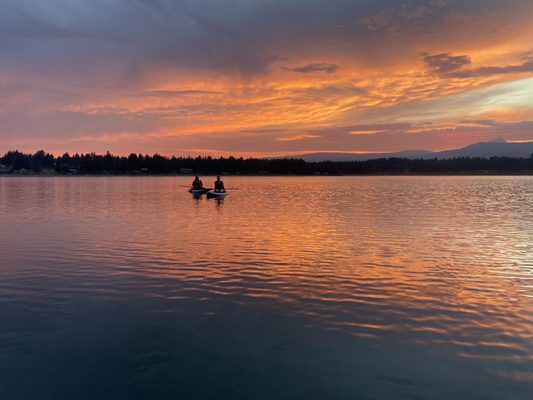 PINE HOLLOW LAKESIDE RESORT - Updated December 2025 - 19 Photos & 27 ...