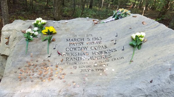 PATSY CLINE MEMORIAL - Updated September 2024 - 38 Photos - 2082 Mt ...