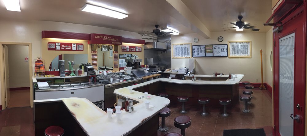 THIRD BASE LUNCHEONETTE - 17 Photos & 34 Reviews - 704 Garibaldi Ct ...