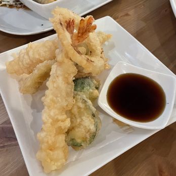 ZEN TORO JAPANESE BISTRO & SUSHI BAR - 567 Photos & 540 Reviews - 132 E ...