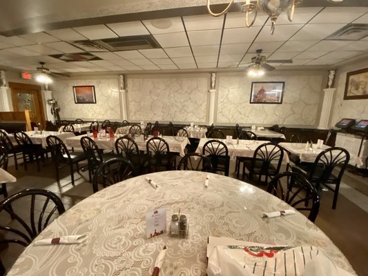 BURNSIDE ROMA RESTAURANT - 129 Photos & 68 Reviews - 358 Burnside Ave ...