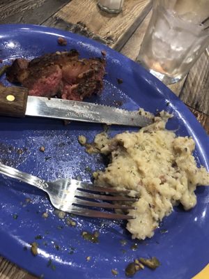 TRAIL DUSTERS TAP AND TABLE - Updated September 2025 - 25 Photos & 19 ...