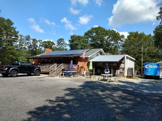 LOWER BANK TAVERN - Updated June 2025 - 18 Photos & 30 Reviews - 1509 ...