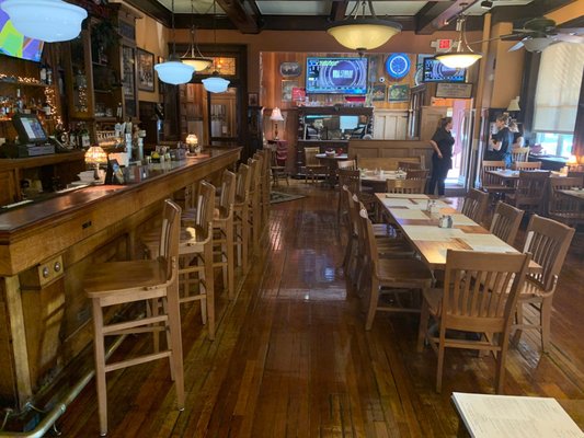 TITLOW TAVERN & GRILLE - Updated June 2025 - 42 Photos & 72 Reviews ...