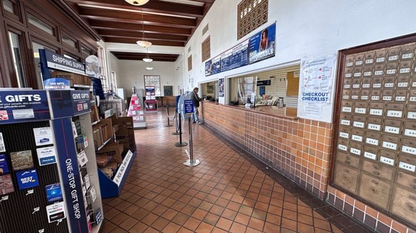 USPS - Updated January 2026 - 62 Photos & 140 Reviews - 11304 Chandler ...