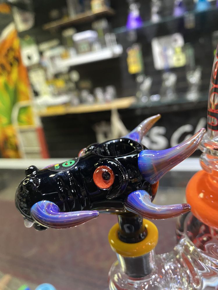 420 ZONE - Updated December 2025 - 44 Photos & 14 Reviews - 499 Bloor ...