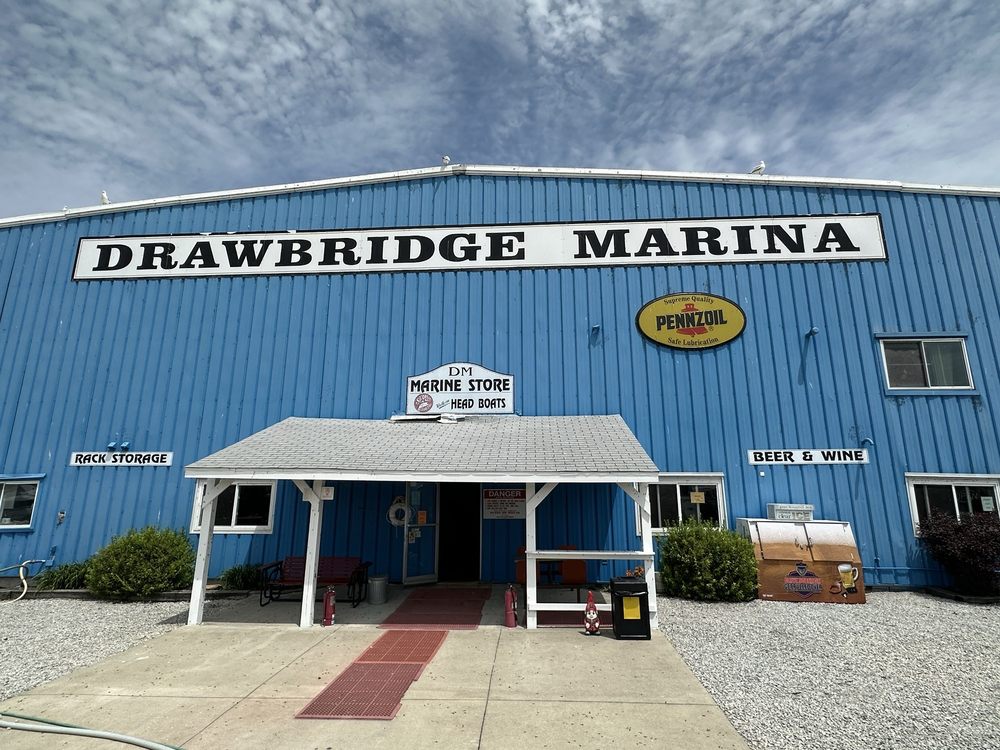 DRAWBRIDGE MARINA - Updated December 2025 - 247 W Lakeshore Dr, Port ...