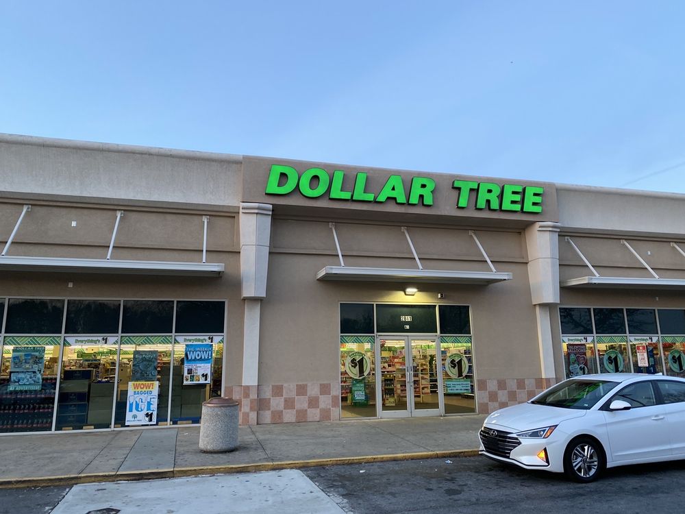DOLLAR TREE - Updated December 2024 - 2841 Greenbriar Pkwy SW, Atlanta ...