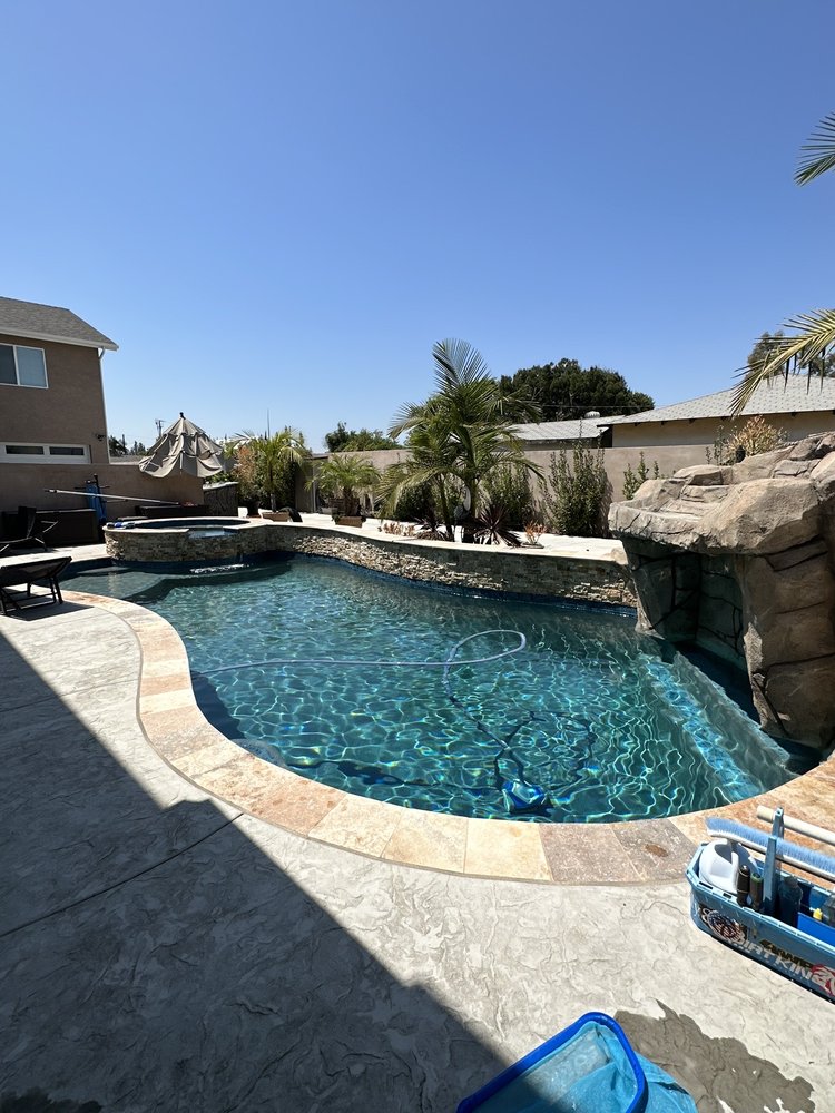 DEFINITE POOL SOLUTIONS - Paramount, California - Pool Cleaners - Phone ...