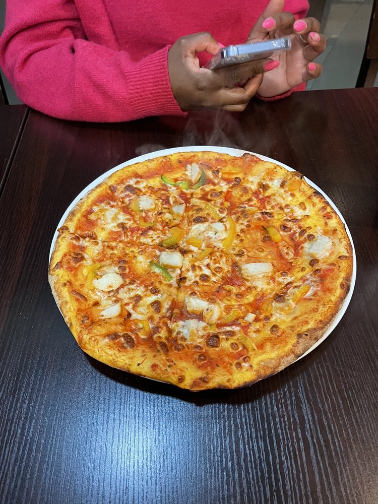 PIZZA DEL PARCO - Updated January 2025 - 1 Rue de l'Encheval, Paris ...