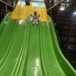 KIDZ TOWN INDOOR PLAYGROUND - Updated January 2026 - 425 Photos & 562 ...