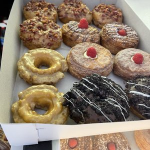 THE LOCAL DONUT - 846 Photos & 597 Reviews - Donuts - 3213 N Hayden Rd ...