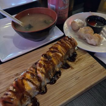 SUSHI LOVE - Updated October 2025 - 431 Photos & 335 Reviews - 1721 N ...