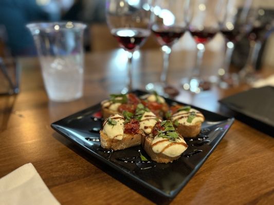 ENGINE 8 URBAN WINERY - Updated December 2025 - 467 Photos & 220 ...