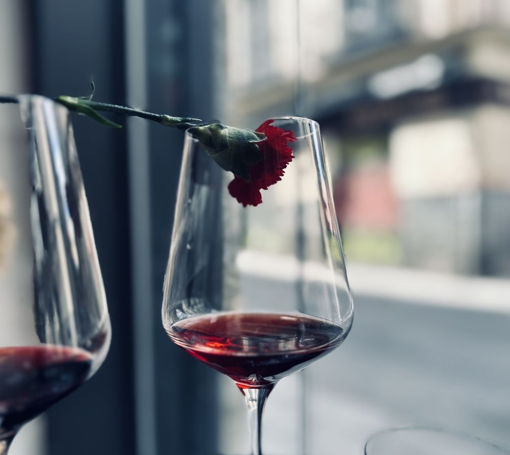 BRAVO WINE BAR - Updated June 2024 - 18 Photos - Calle la Palma 63 ...
