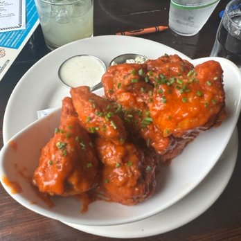 THE ROOST - Updated April 2024 - 482 Photos & 824 Reviews - 526 Main St ...