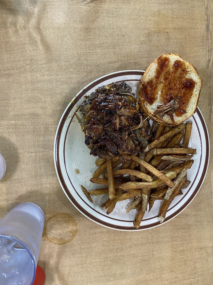 THE RANCH HOUSE - Updated February 2025 - 50 Main Street, Hill Spring ...